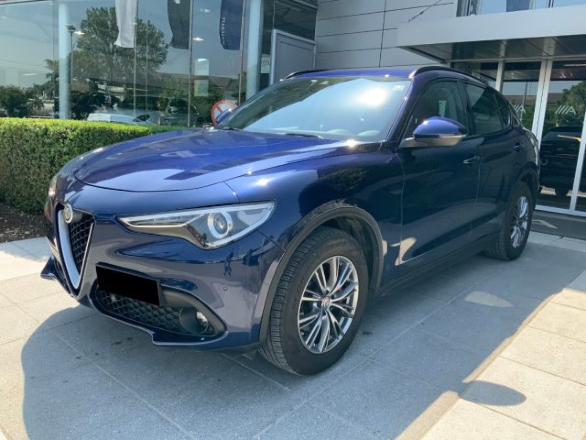 ALFA ROMEO Stelvio Stelvio 2.2 Turbodiesel 180 CV AT8 Q4 Executive