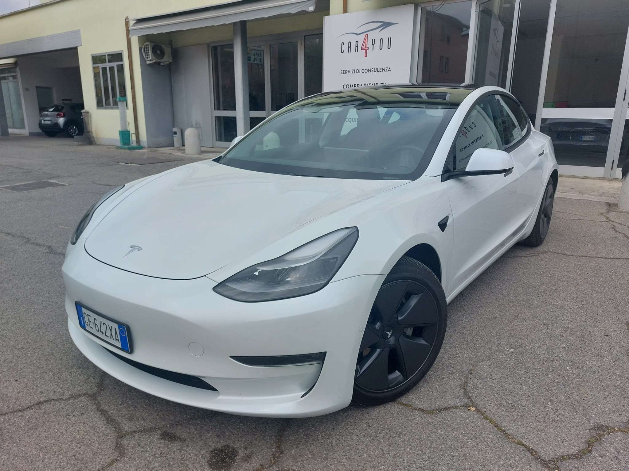 Tesla Model 3Long Range Dual Motor AWD AUTOPILOT SUMMUN 3800