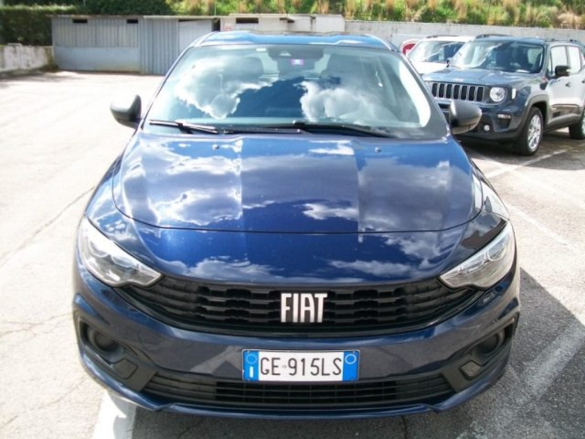 FIAT Tipo (2015-->) Tipo 1.6 Mjt S&S SW Life