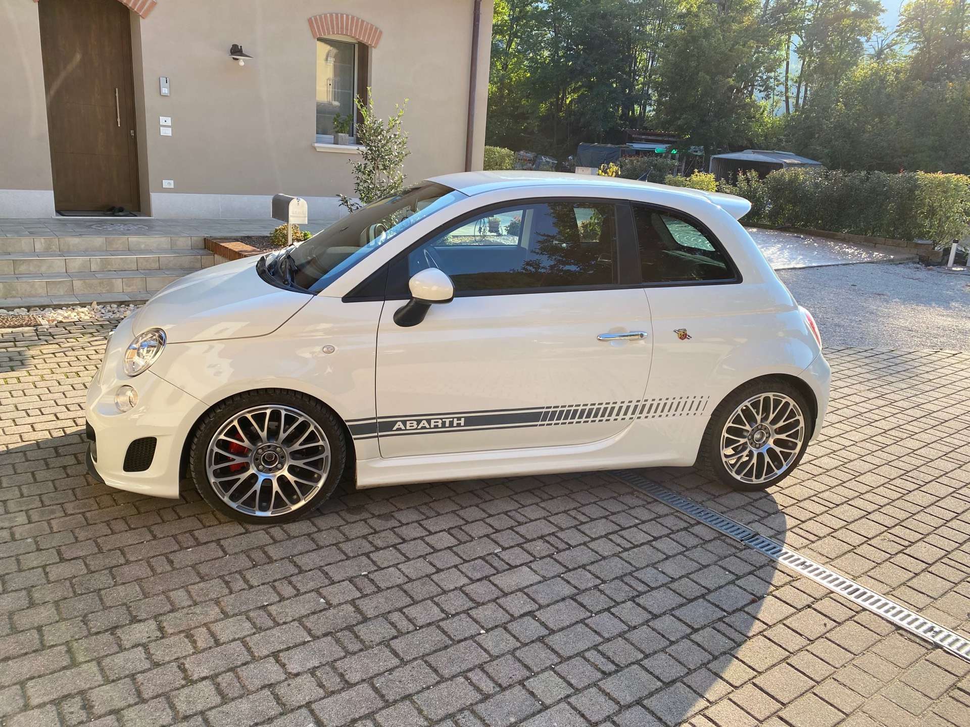 Abarth 5001.4 16v t. t-jet Custom s/xeno c/sens.p. 135cv