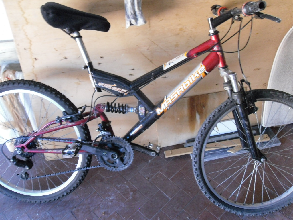 MOUNTAIN BIKE RAGAZZO 24