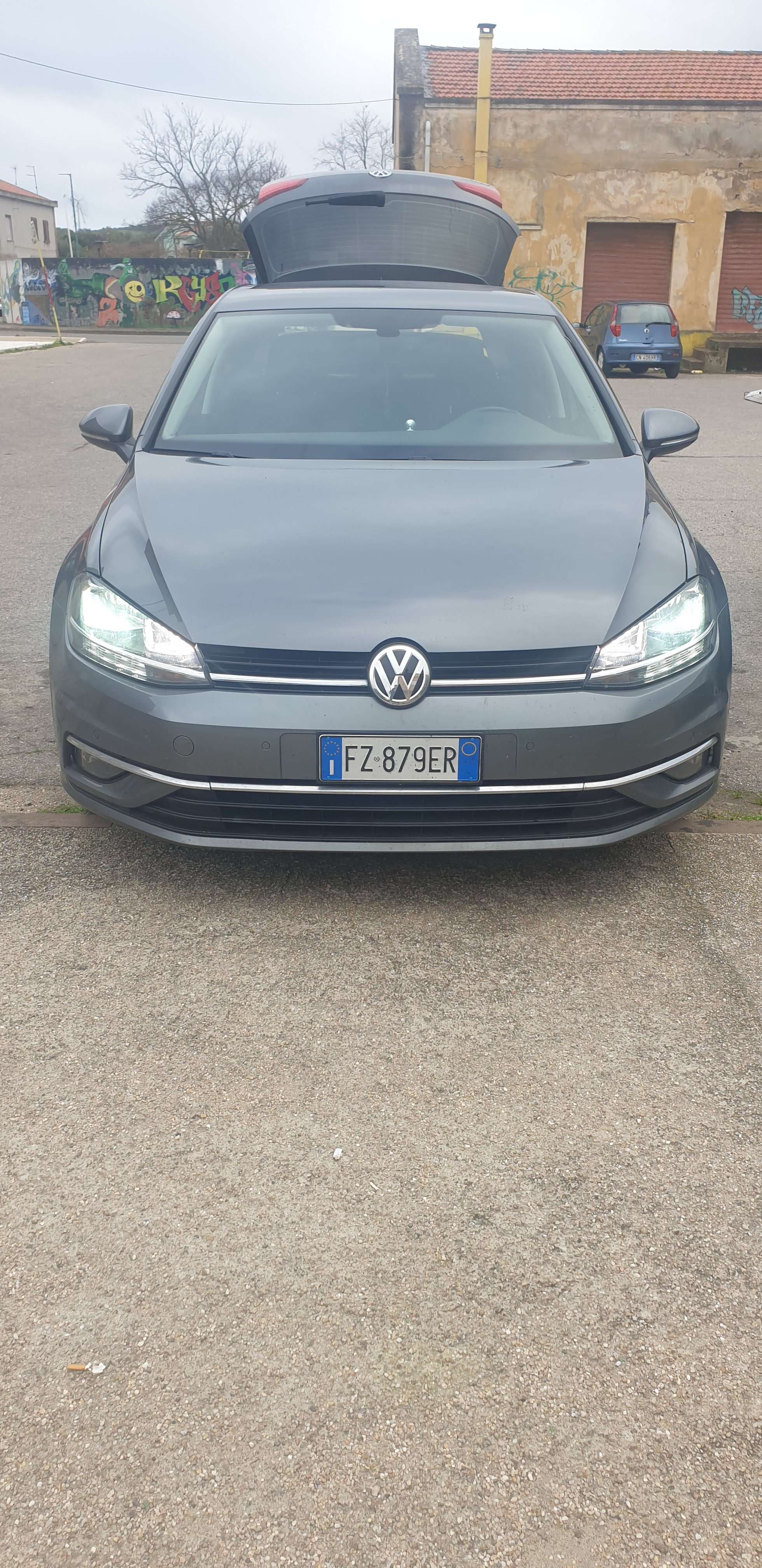 Volkswagen GolfGolf 5p 1.6 tdi Highline 115cv