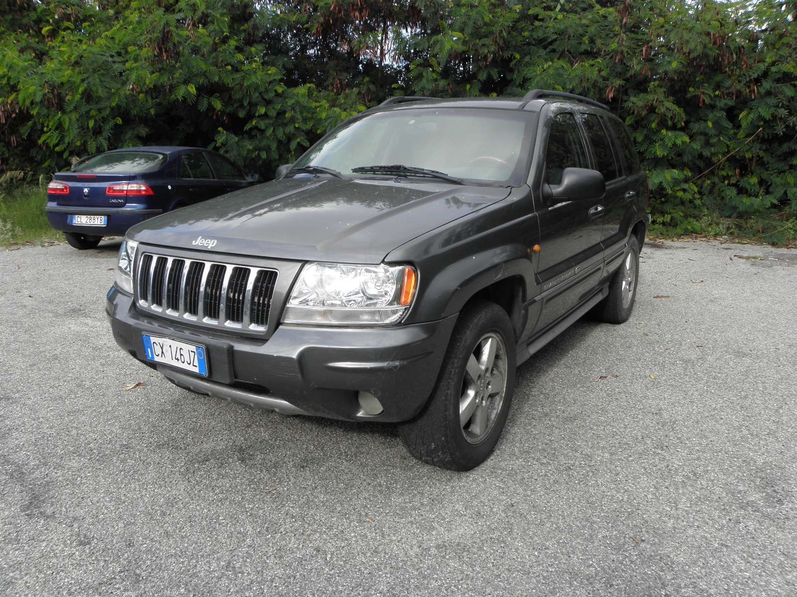 Jeep Grand CherokeeOverland HO