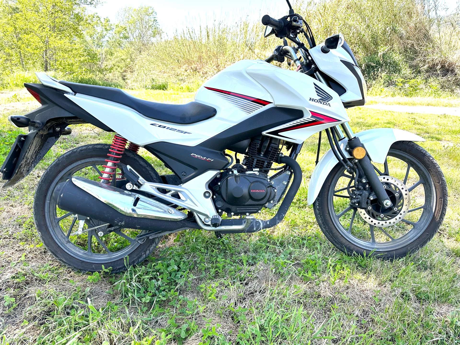 Honda CB 125F