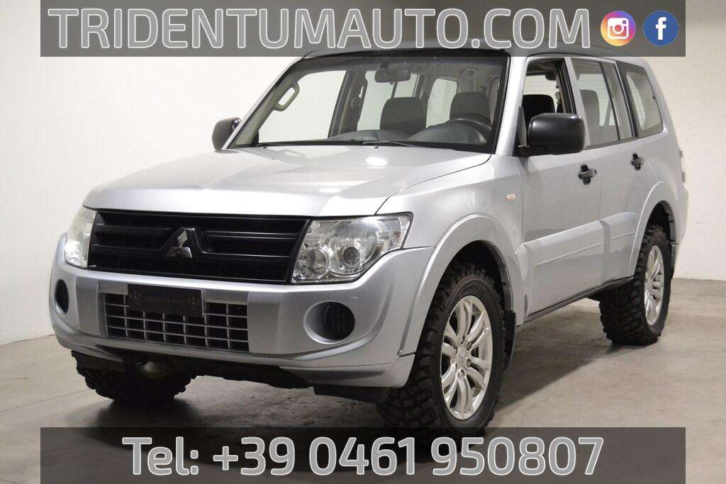 Mitsubishi Pajero3.2 CR Instyle 200cv 5p auto