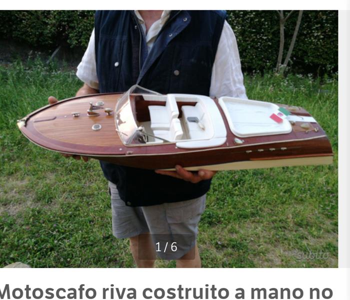 MOTOSCAFO RIVA