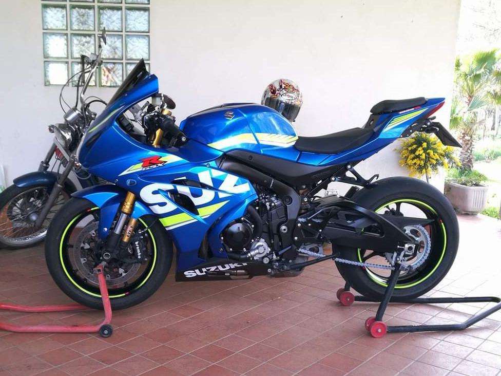 Suzuki GSX-R 1000Suzuki gsx r 1000 r abs