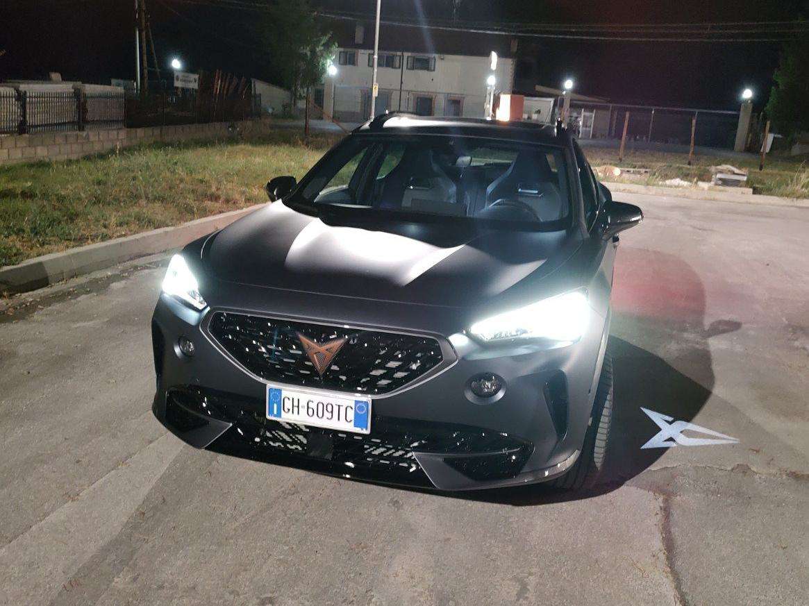 Cupra FormentorVZ HYBRID