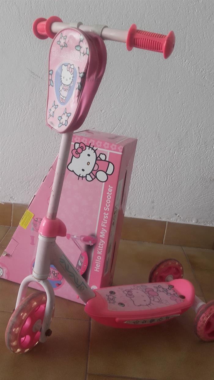 MONOPATTINO HELLO KITTY