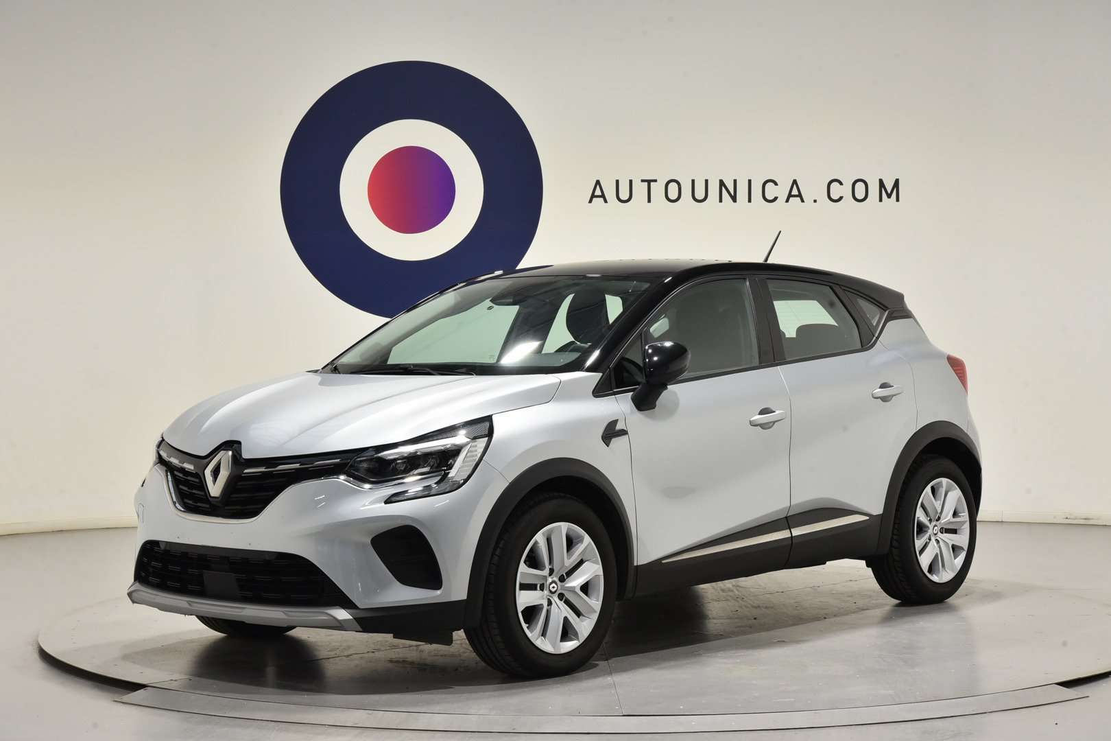 Renault Captur1.5 BLUE DCI 95CV ZEN NAVI FARI LED