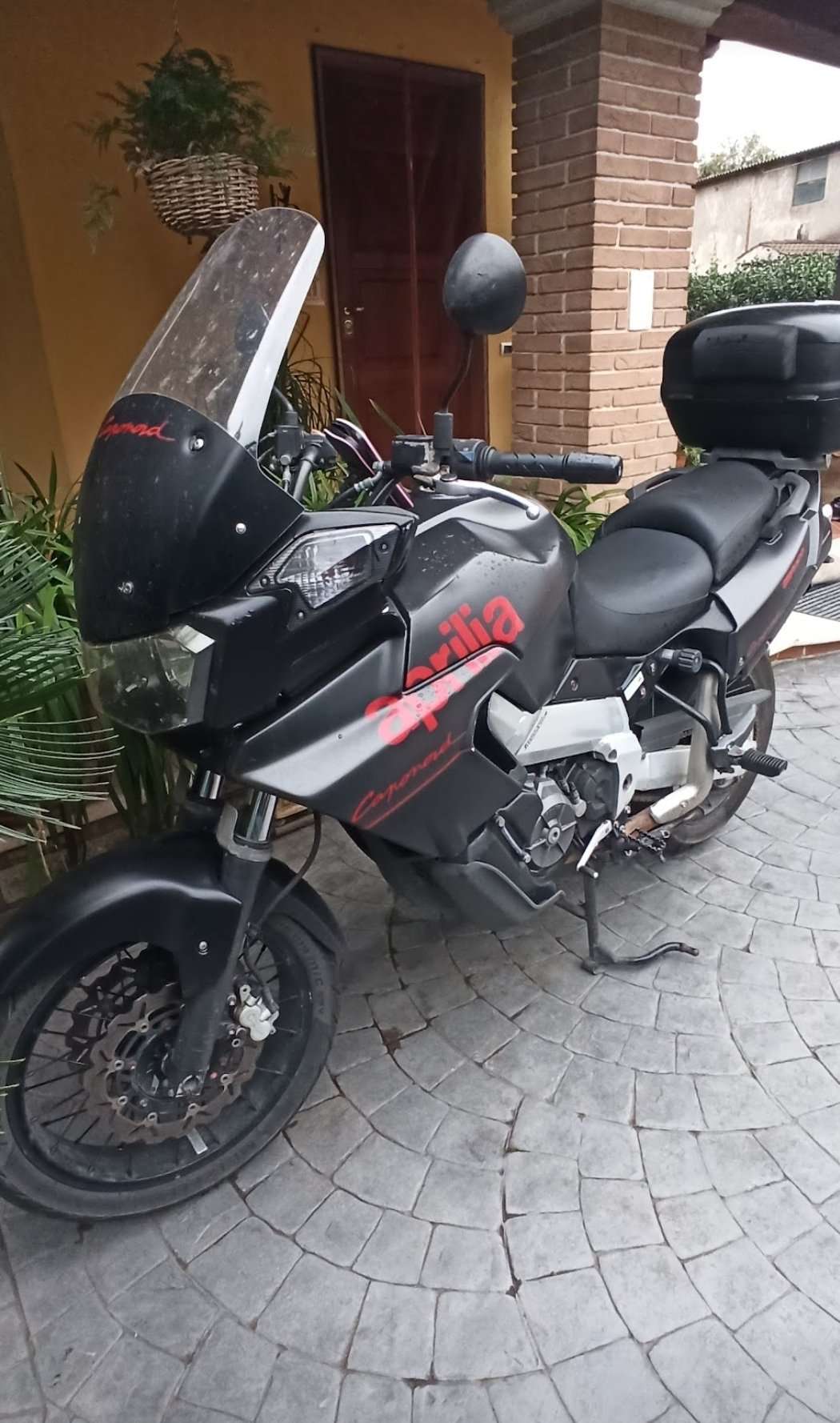 Aprilia ETV 1000Caponord