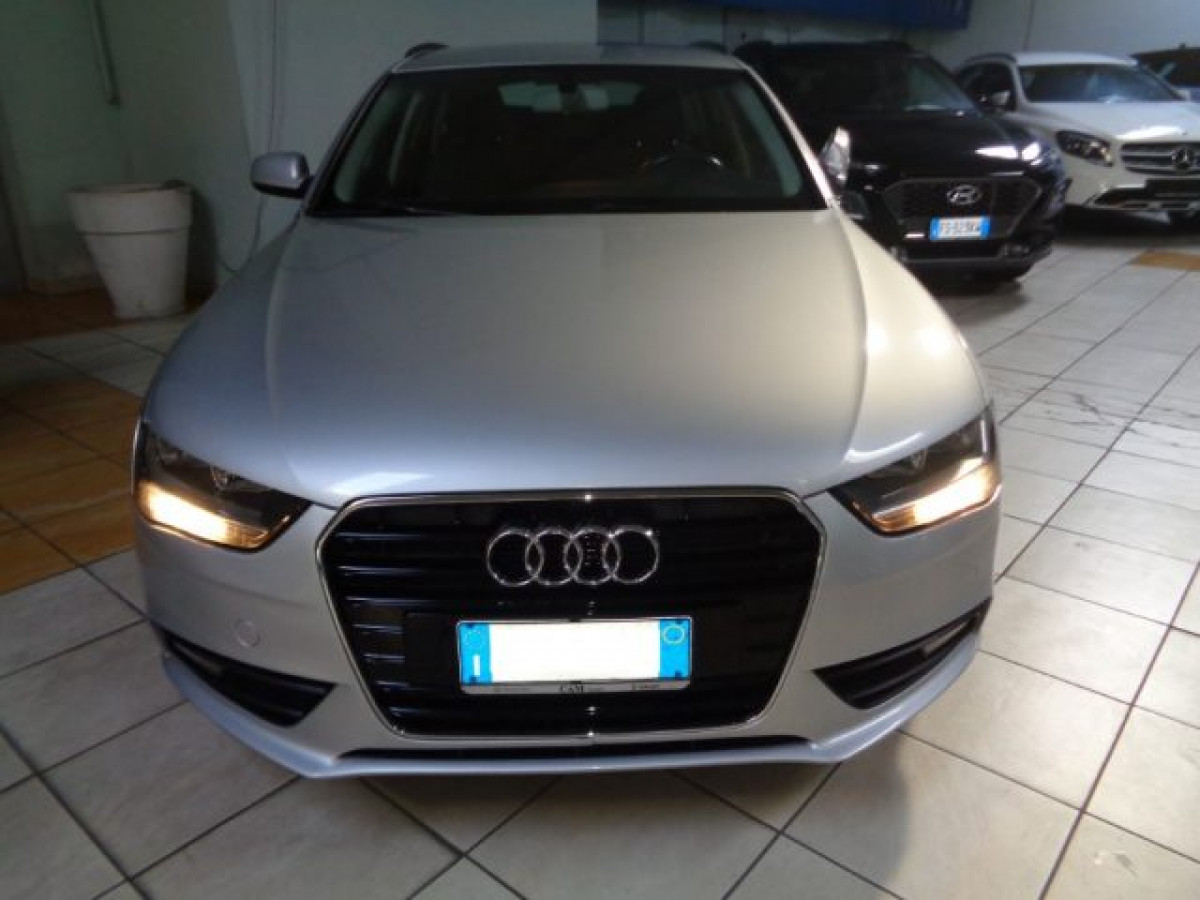 AUDI A4 4ª serie A4 Avant 2.0 TDI 150 CV Business