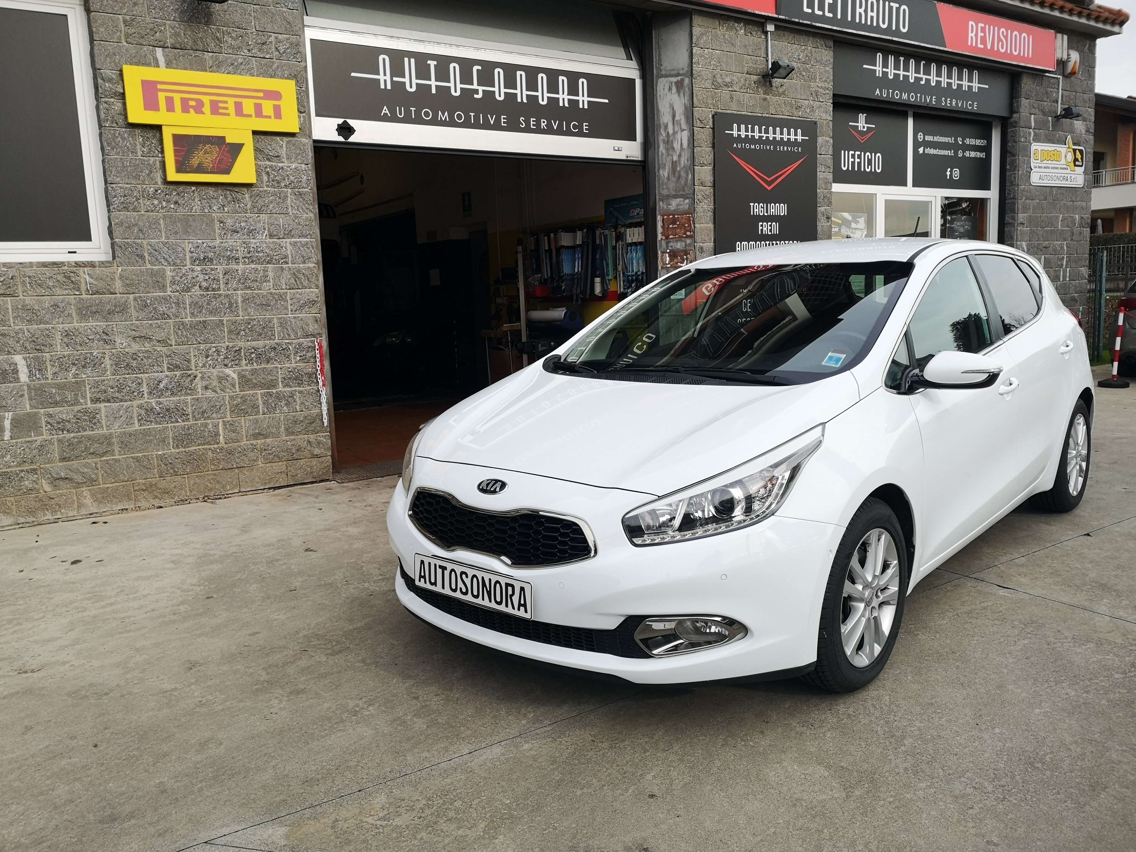 Kia Ceed / cee'd1.4 crdi Cool my13