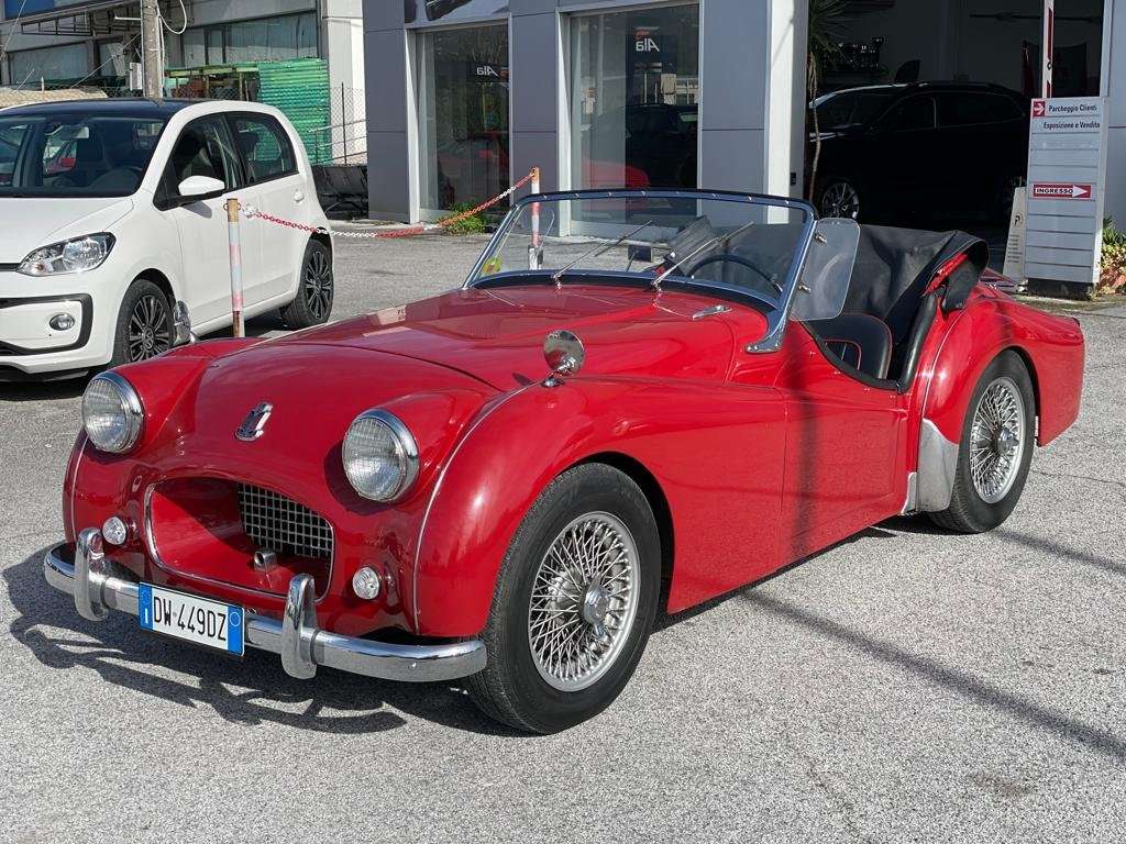 Triumph TR2