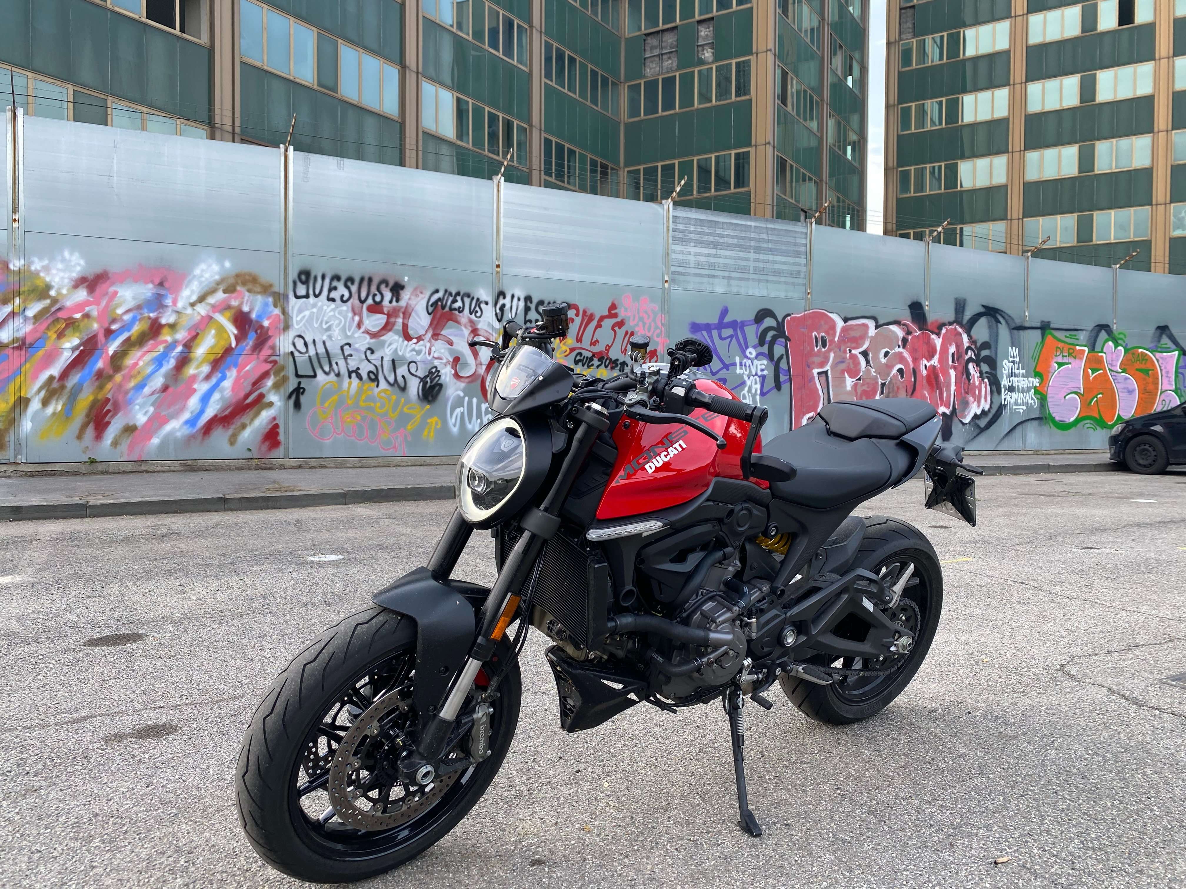 Ducati Monster 937