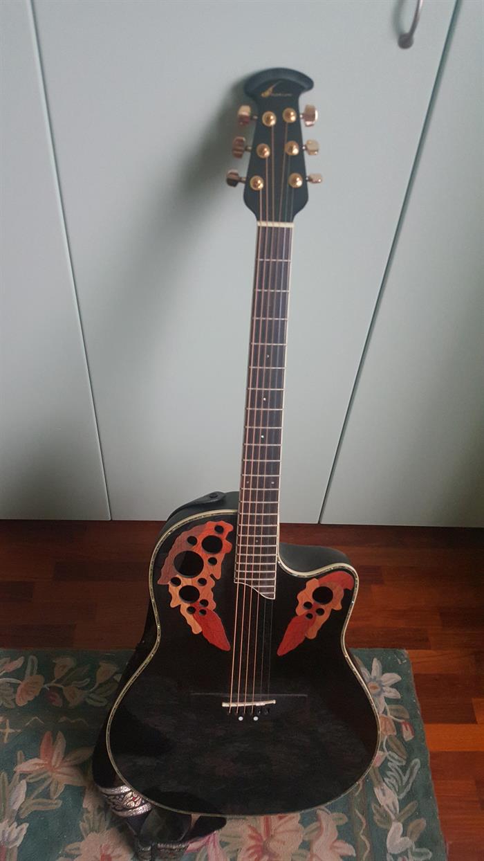 OVATION CELEBRITY CE44-5