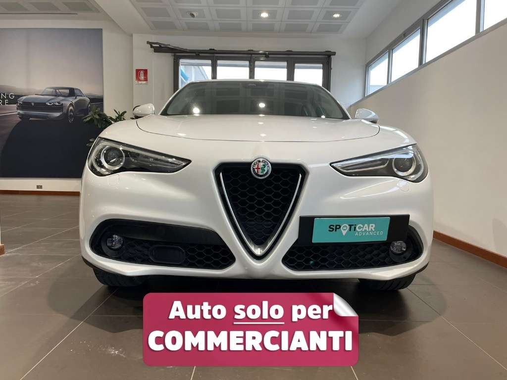 Alfa Romeo Stelvio2.2 Turbodiesel 180 CV AT8 RWD Business