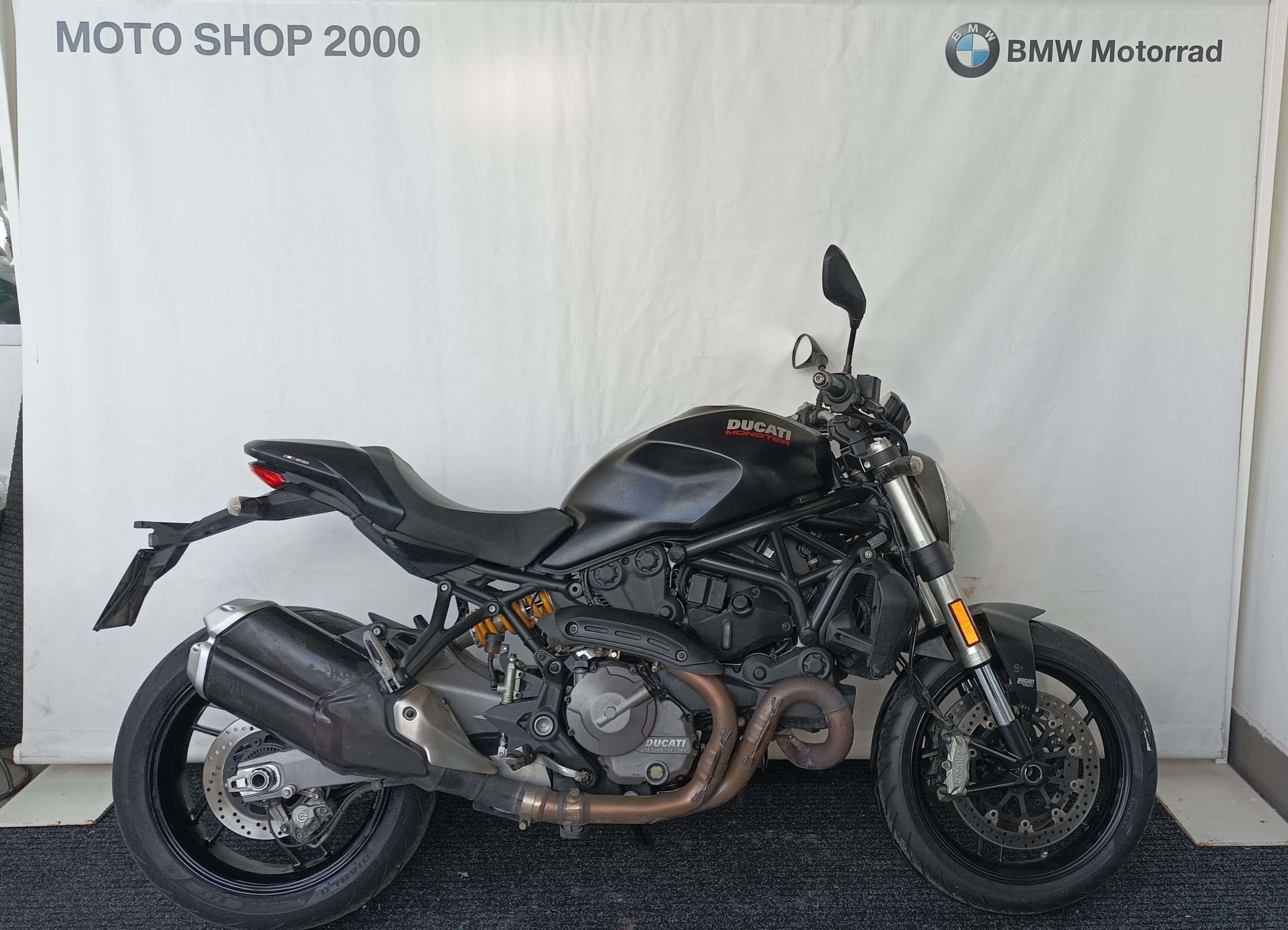 Ducati Monster 821Dark