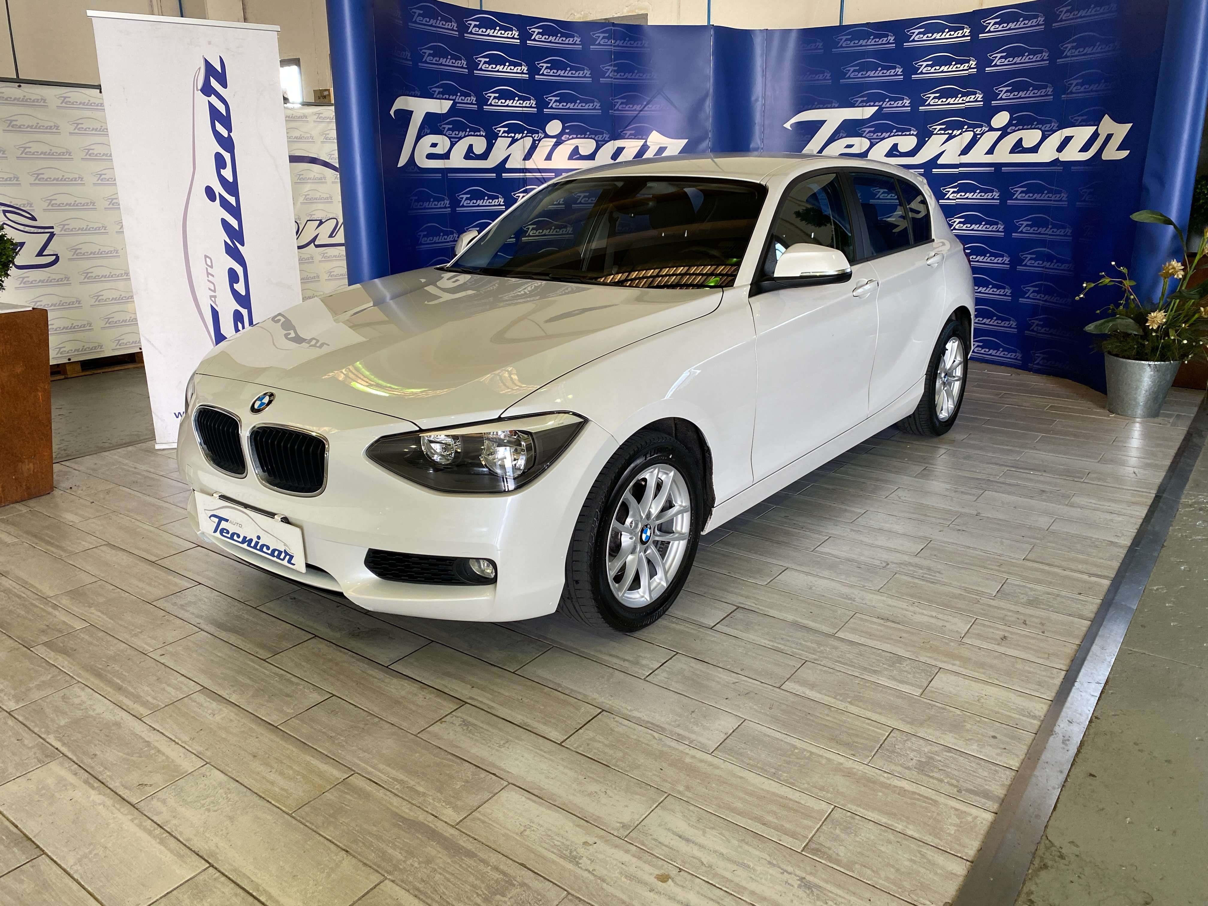 BMW 120Serie 1       (F20)  5p. Unique