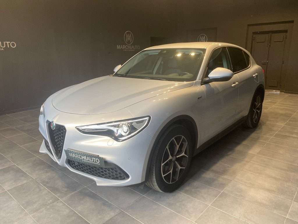 Alfa Romeo Stelvio2.2 Turbodiesel 190 CV AT8 Q4 Sprint