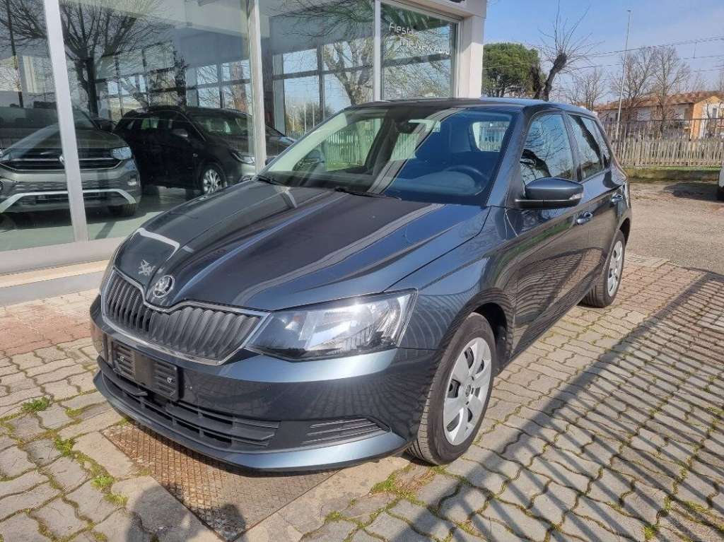 Skoda FabiaSEDILI RISCALDABILI - SENSORI PARCHEGGIO - PRONTA