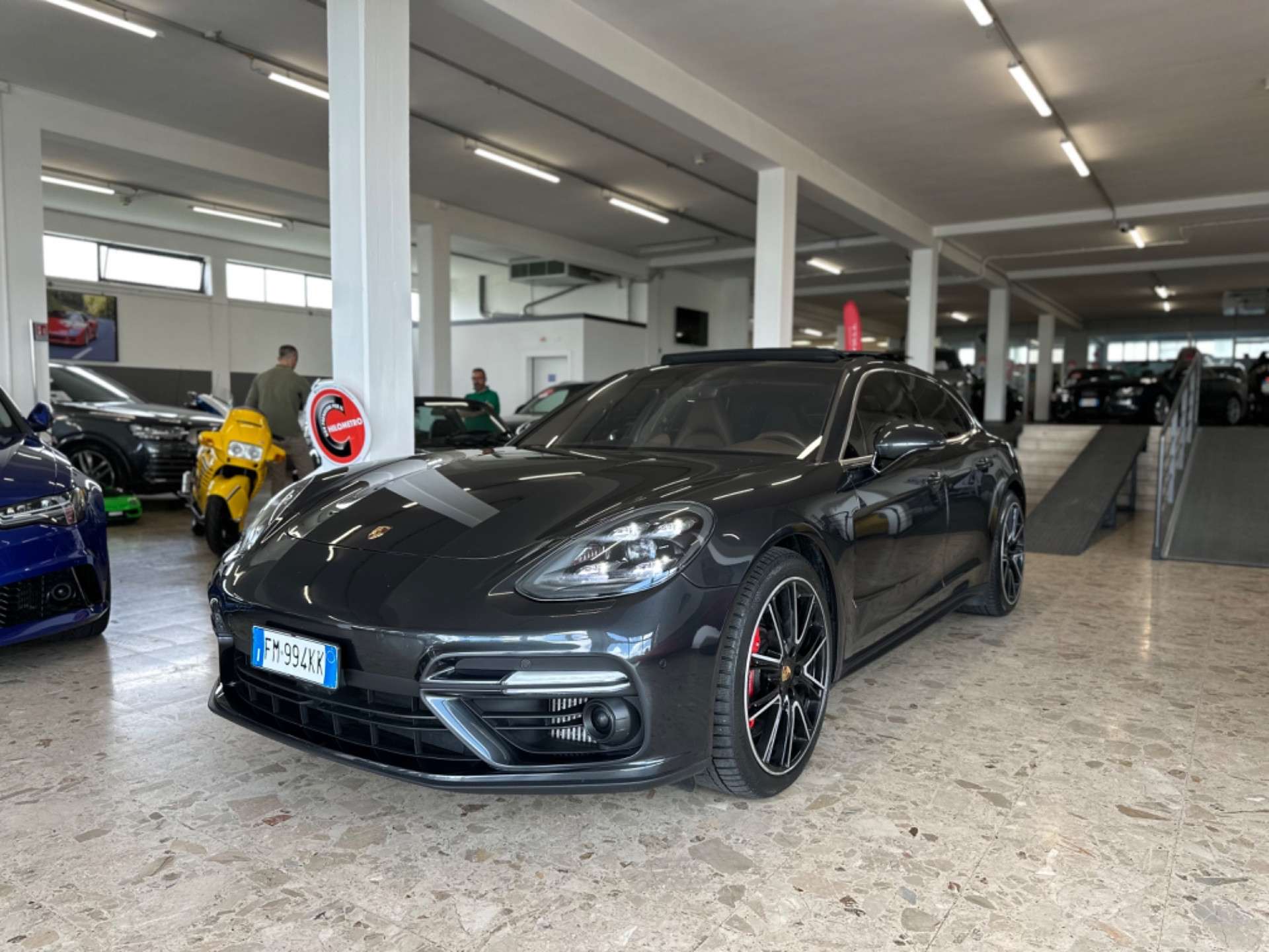 Porsche Panamera4.0 Turbo Sport Turismo