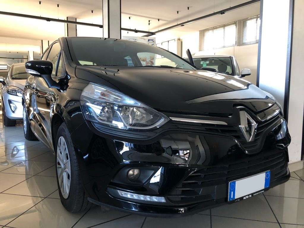 Renault Clio1.5 dci Business 90cv # € 219,00 ACCONTO ZERO!