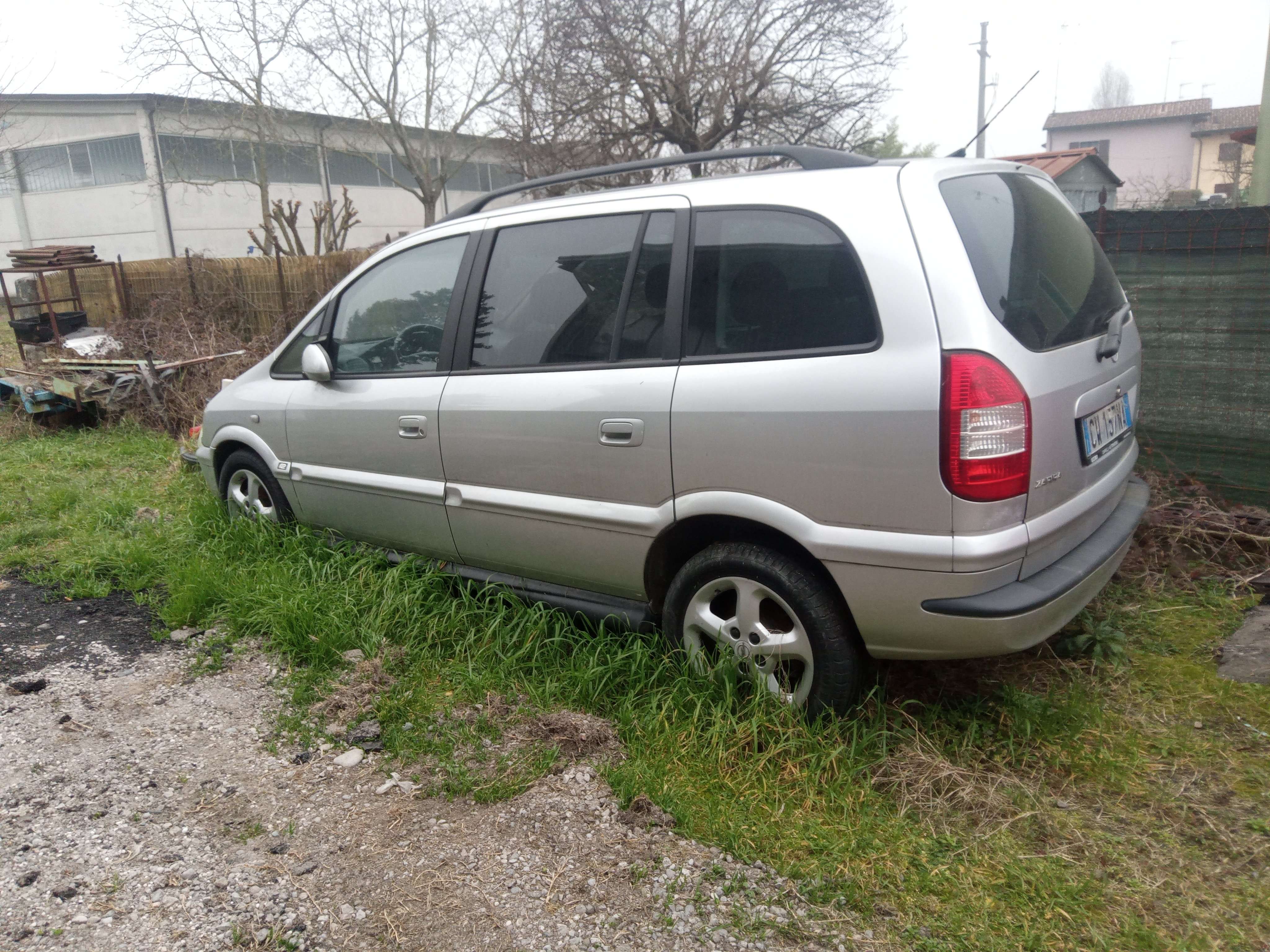 Opel Zafira1.6 16v Comfort ecoM FL