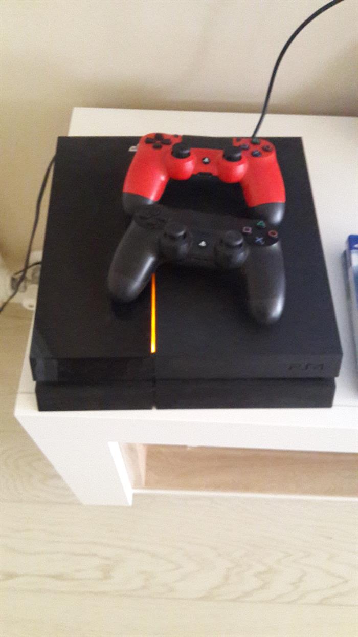 PLAYSTATION 500 GB