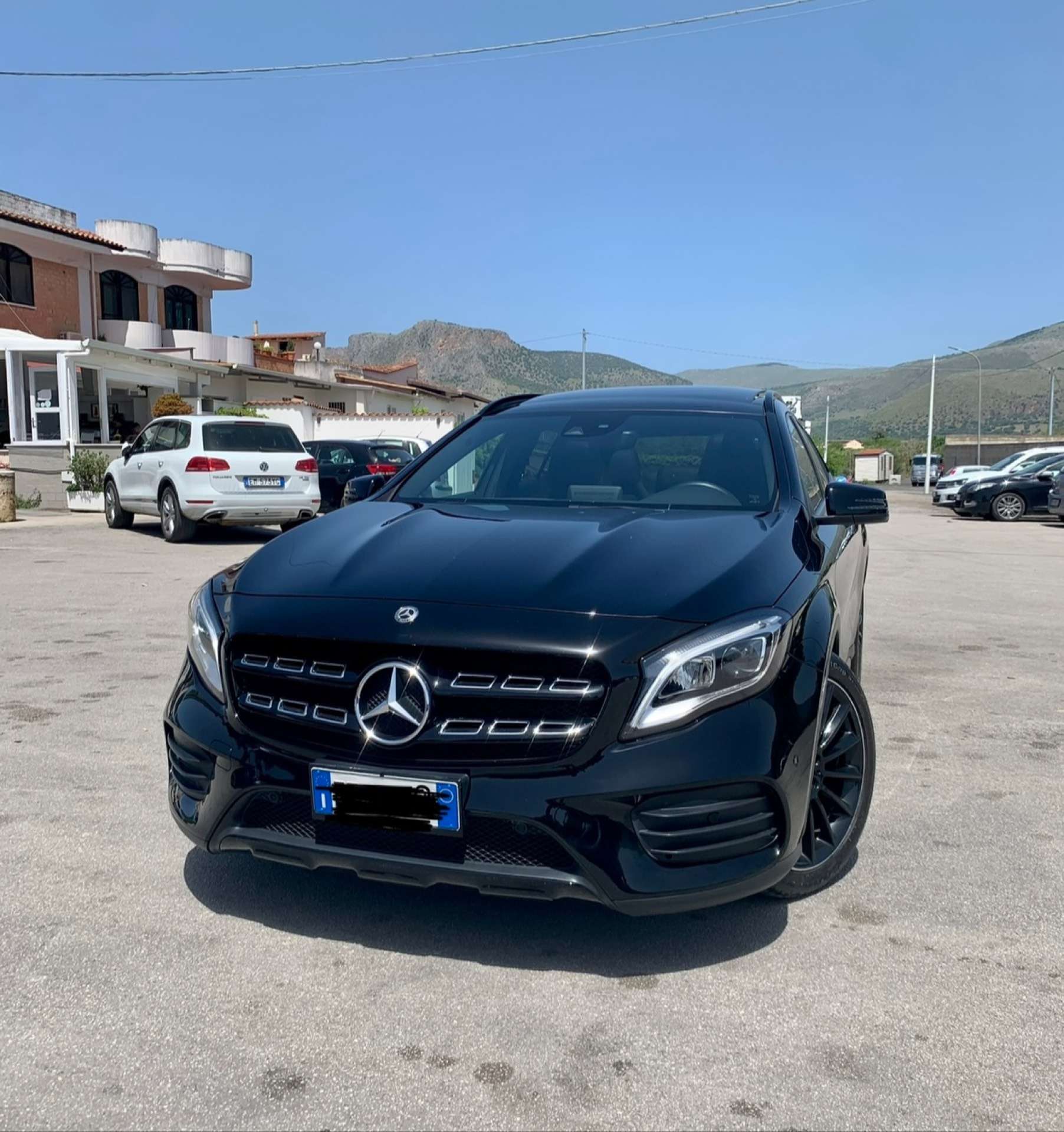 Mercedes-Benz GLA 200d Premium auto