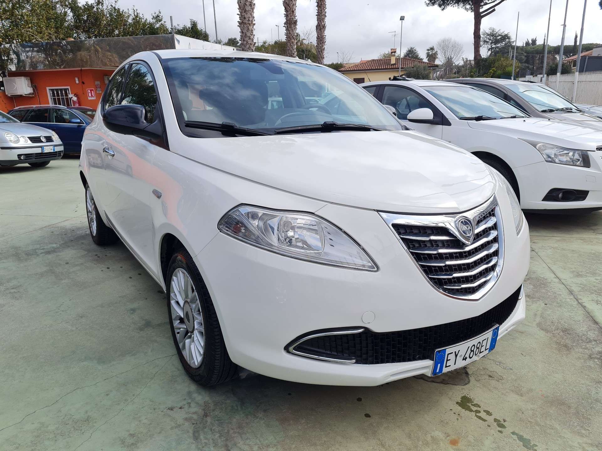 Lancia Ypsilon1.2 8v Gold c/CL 69cv E6