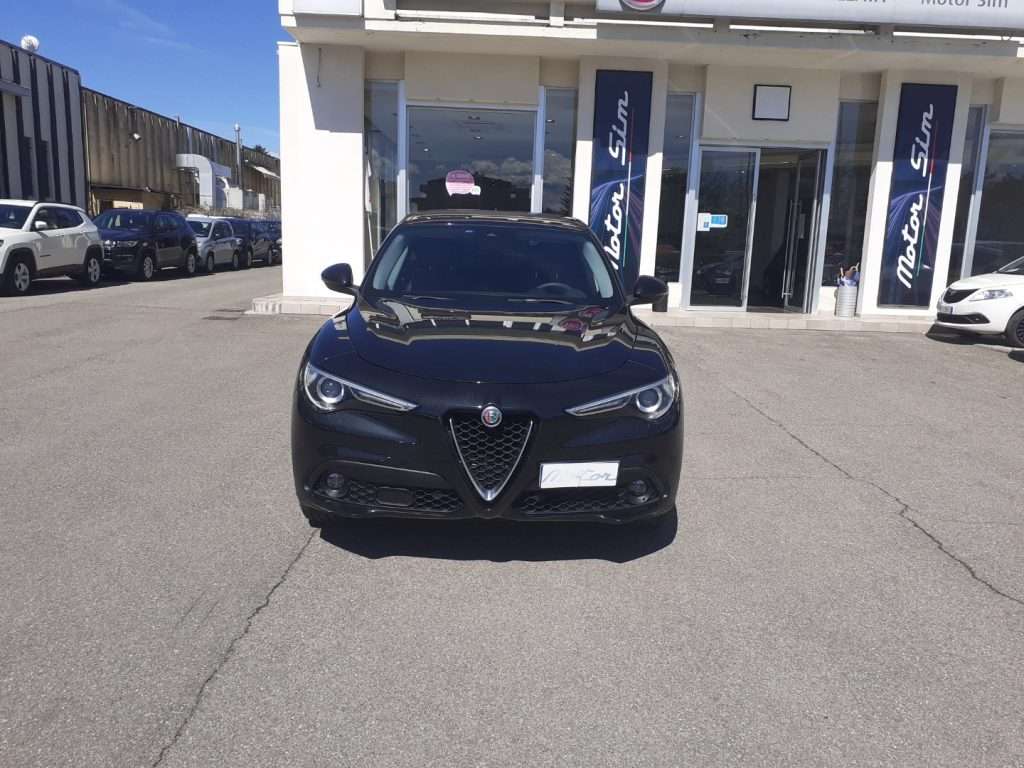 Alfa Romeo StelvioPROMO FINANZIAM. 2.2 TD 180 CV AT8 RWD Executive