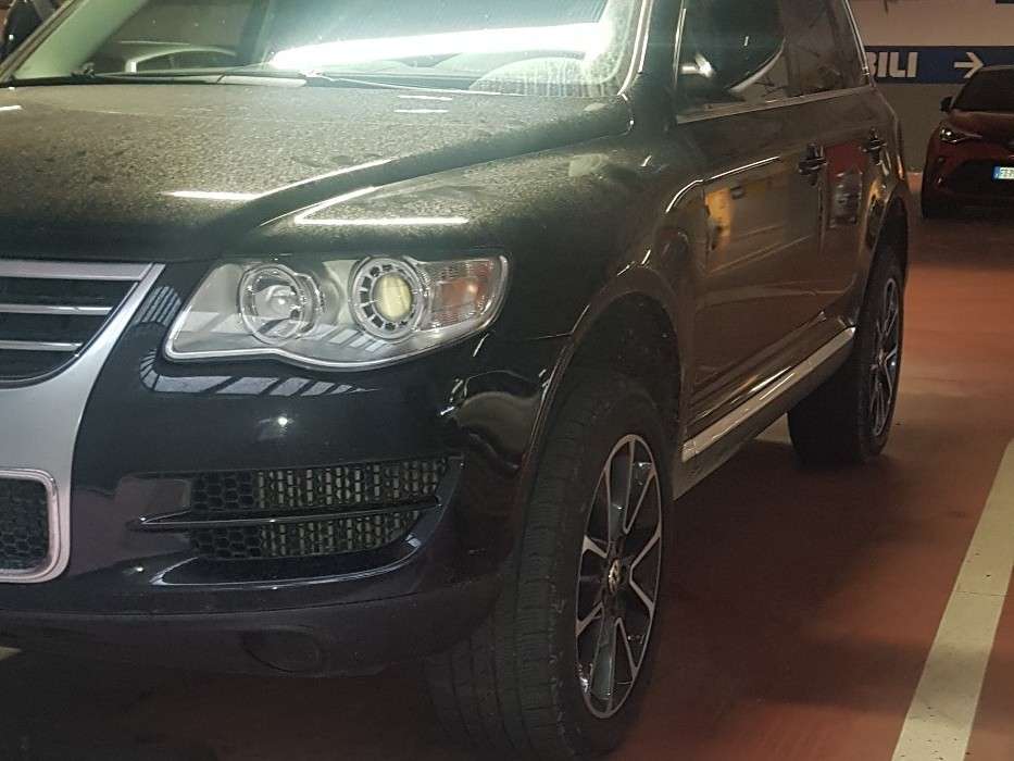 Volkswagen Touareg2.5 tdi R5 Exclusive dpf FL