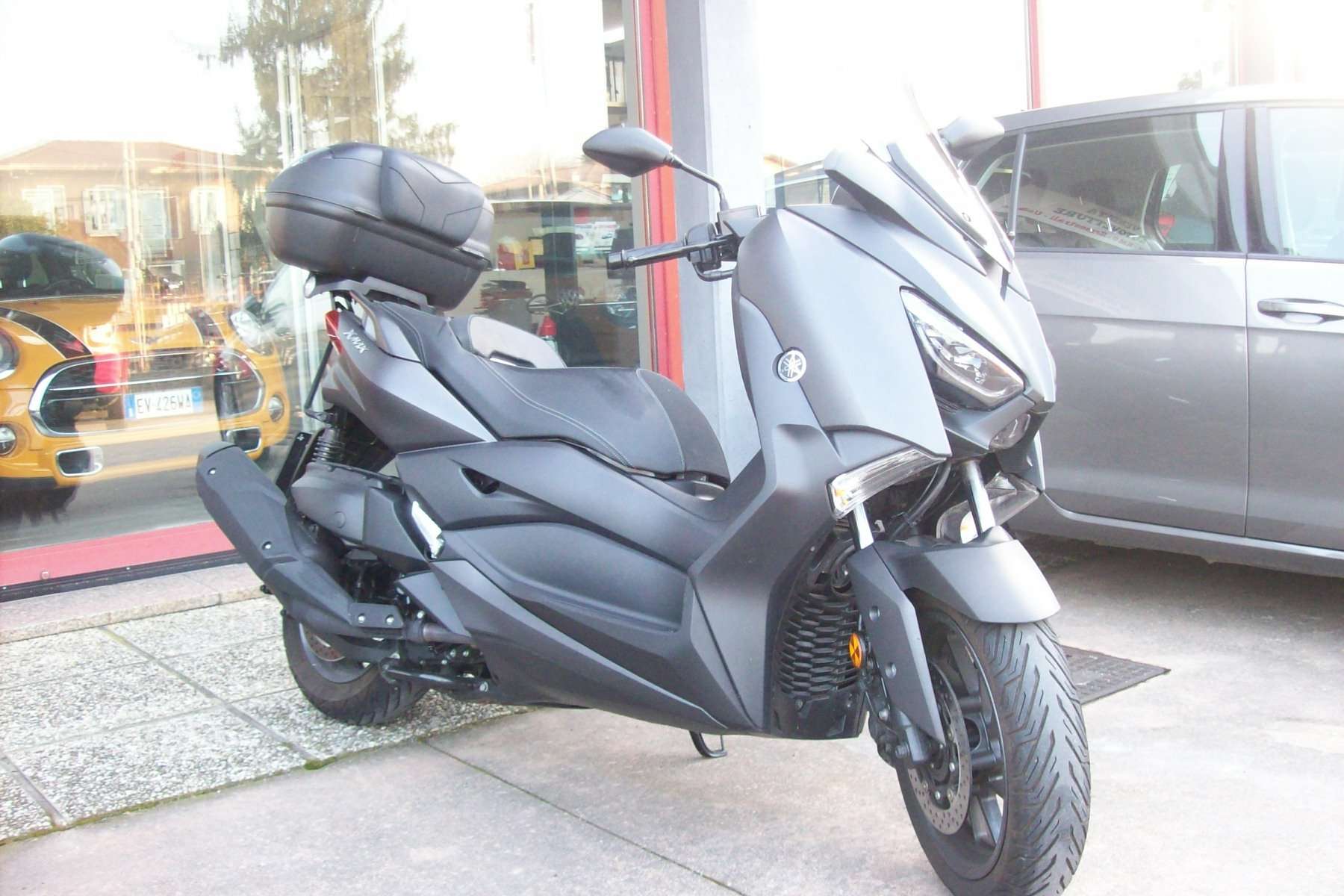 Yamaha X-Max 400Black Edition