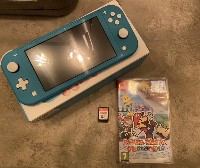 NINTENDO SWITCH LITE PIU' GIOCO