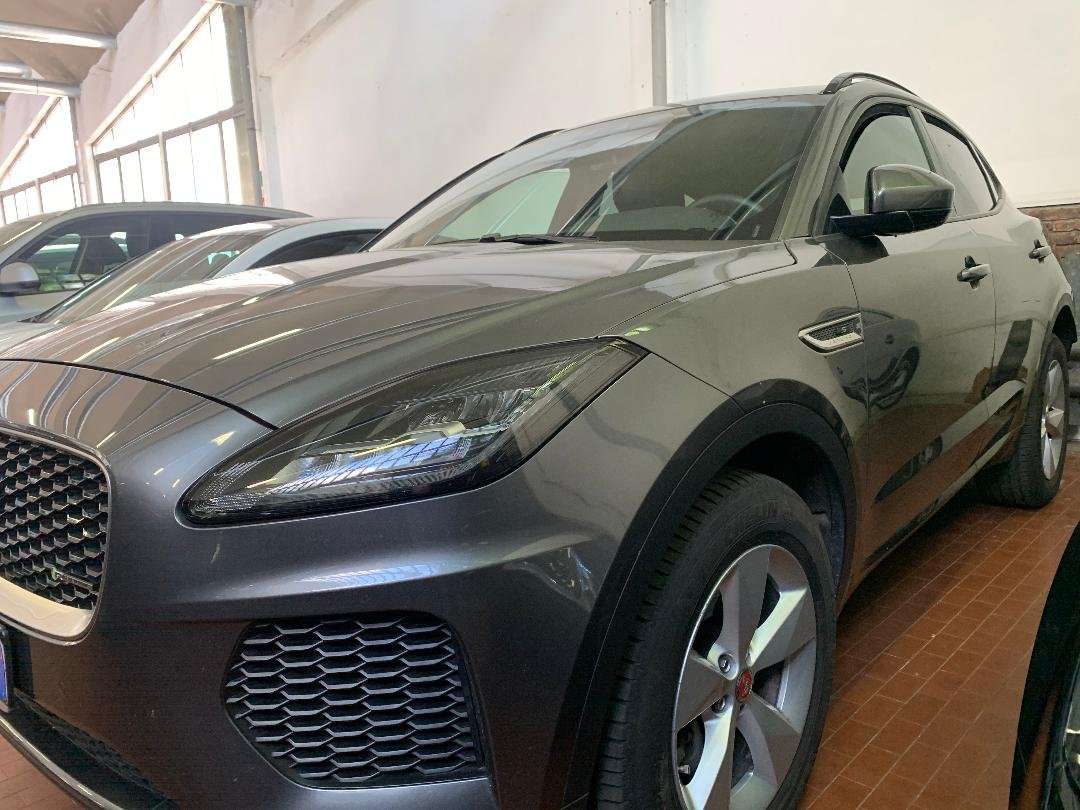 Jaguar E-PaceE-Pace 2.0 i4 R-Dynamic HSE awd 200cv auto- tetto