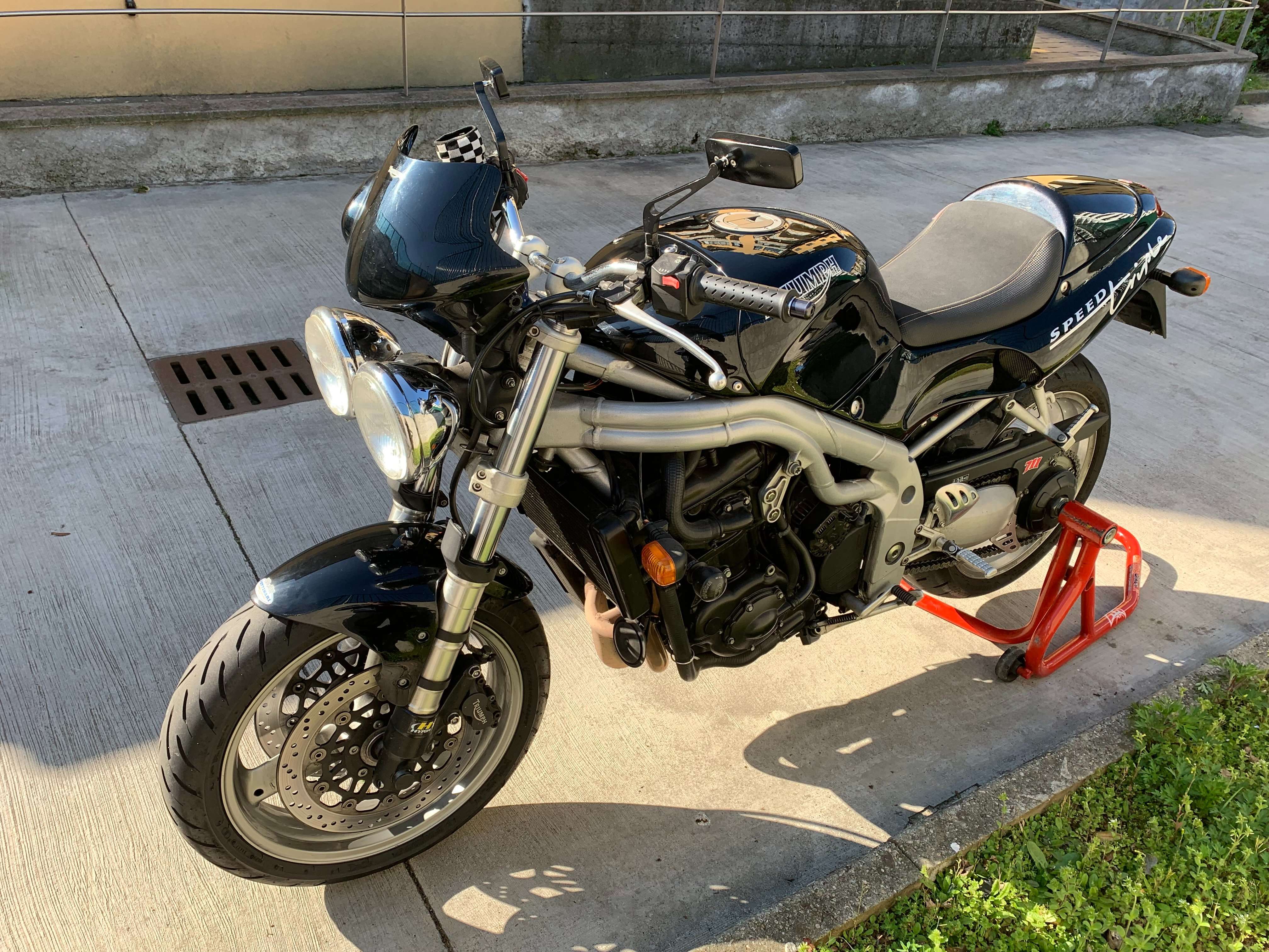 Triumph Speed Triple 955i