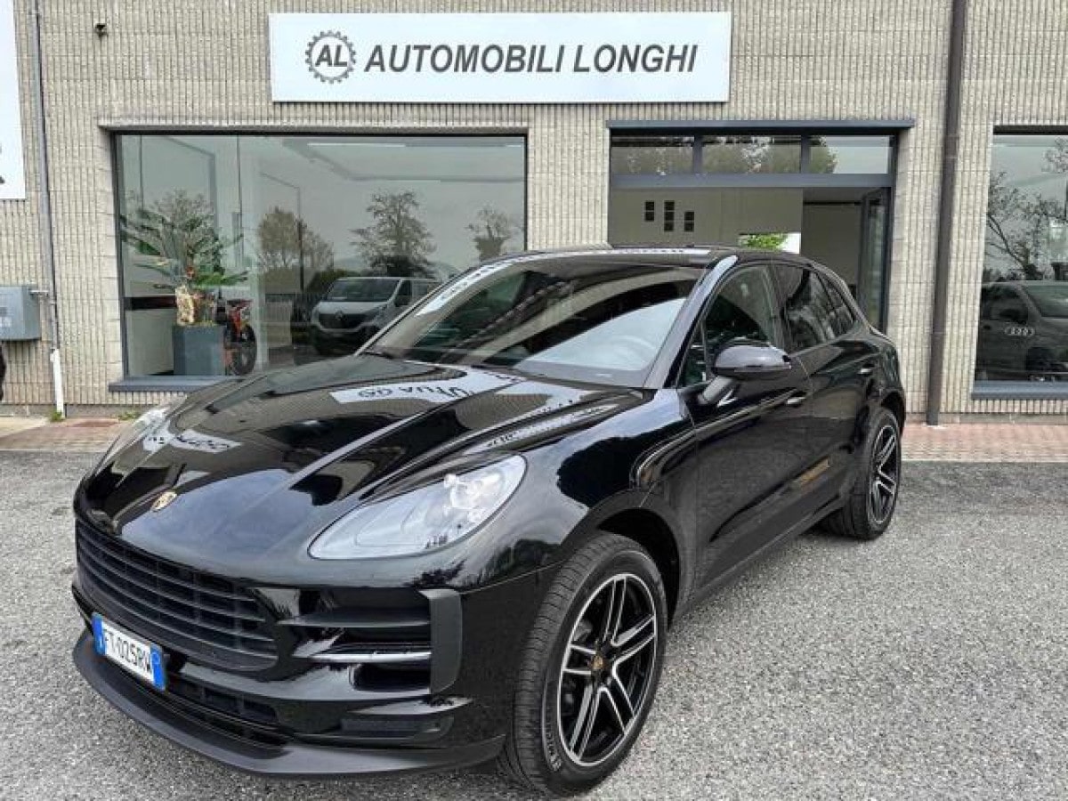 PORSCHE Macan 2.0