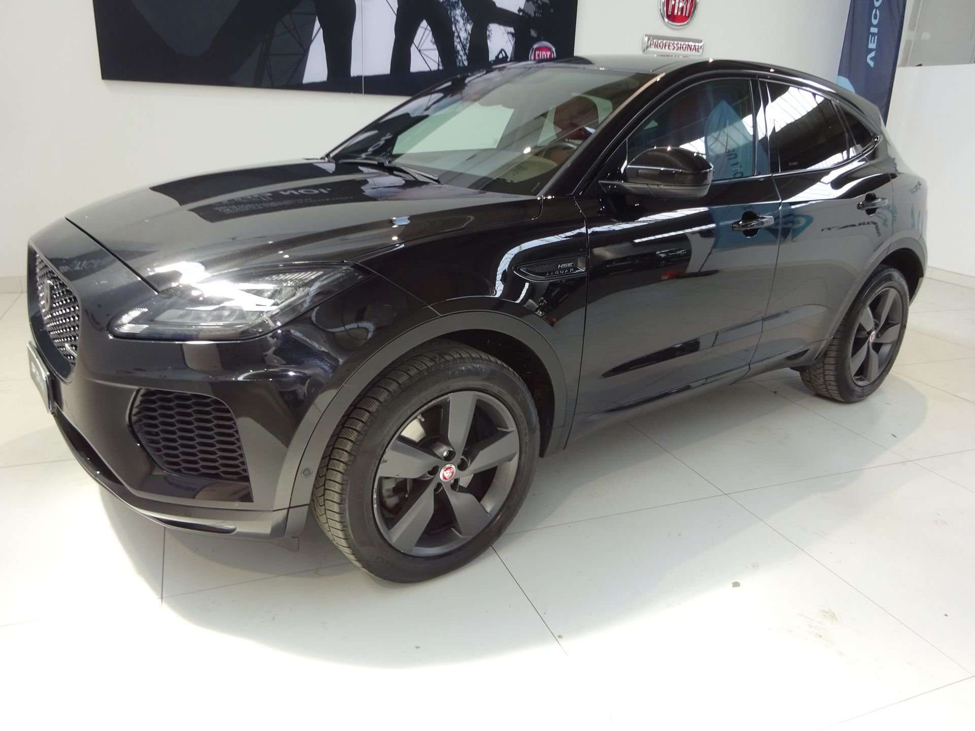 Jaguar E-Pace2.0D 240 CV AWD aut. R-Dynamic HSE