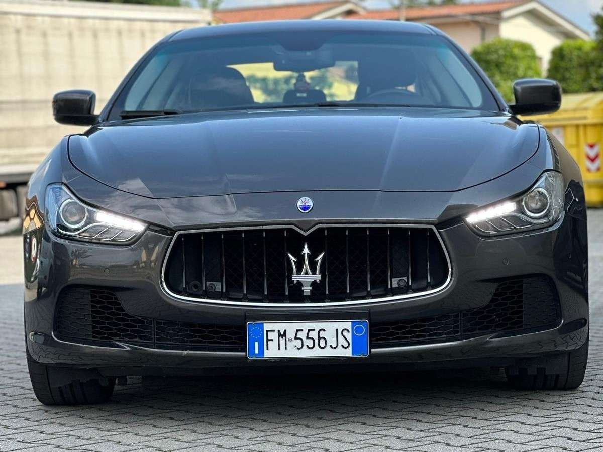 Maserati Ghibli3.0 V6 ds 275cv auto