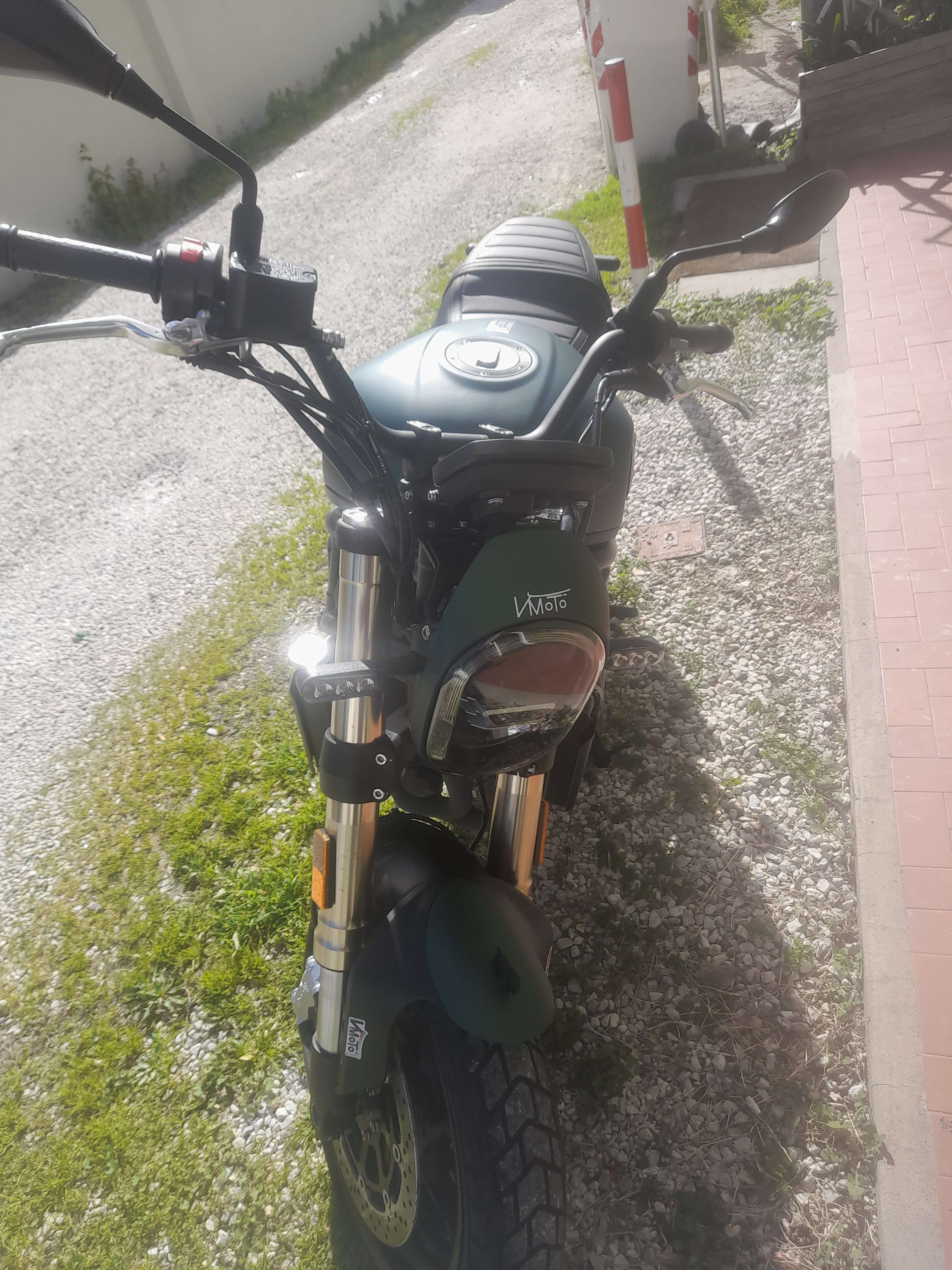 Benelli Leoncino800