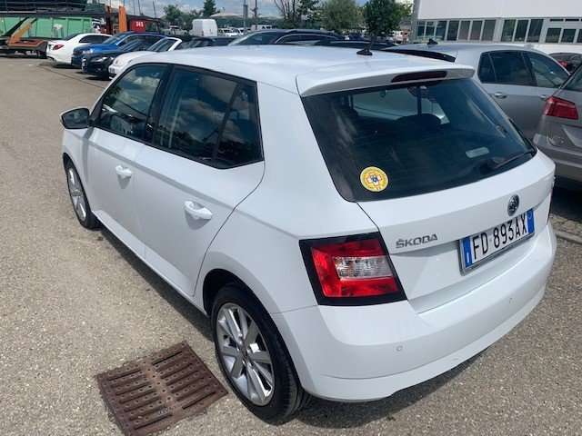 Skoda FabiaFabia 1.4 tdi Ambition 75cv