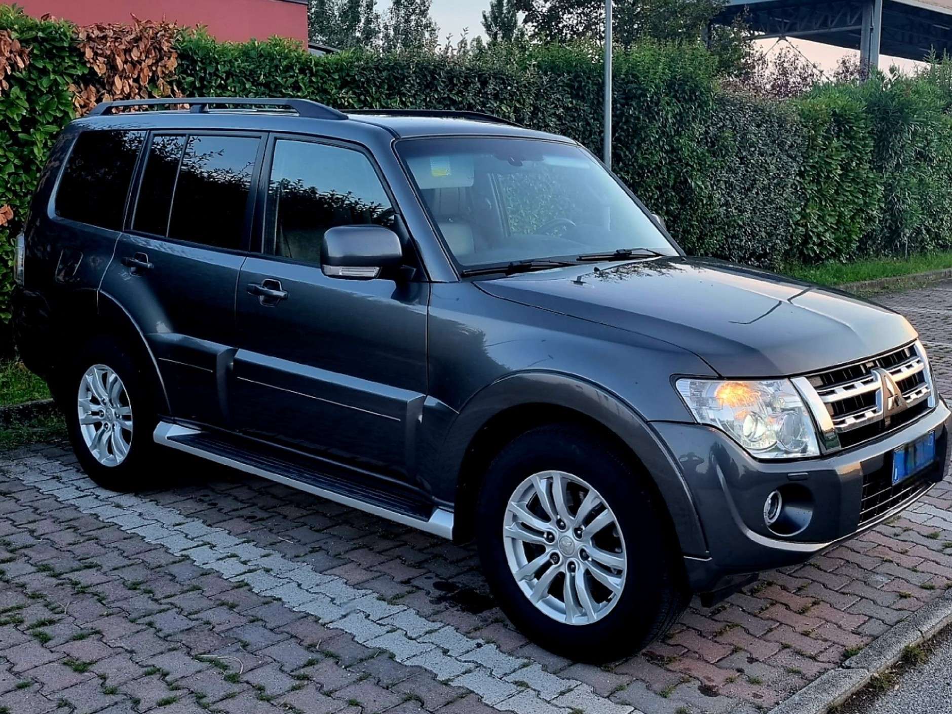 Mitsubishi Pajero3.2 cr Instyle 200cv 5p auto