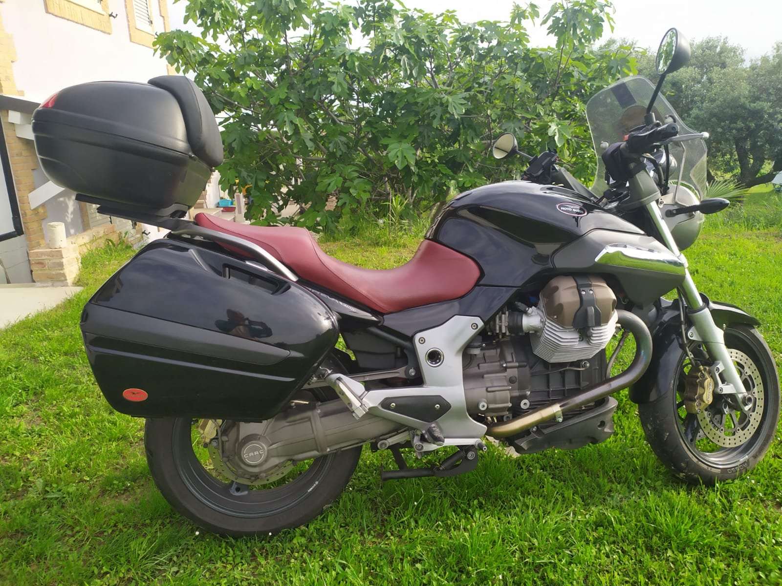 Moto Guzzi Breva 1100