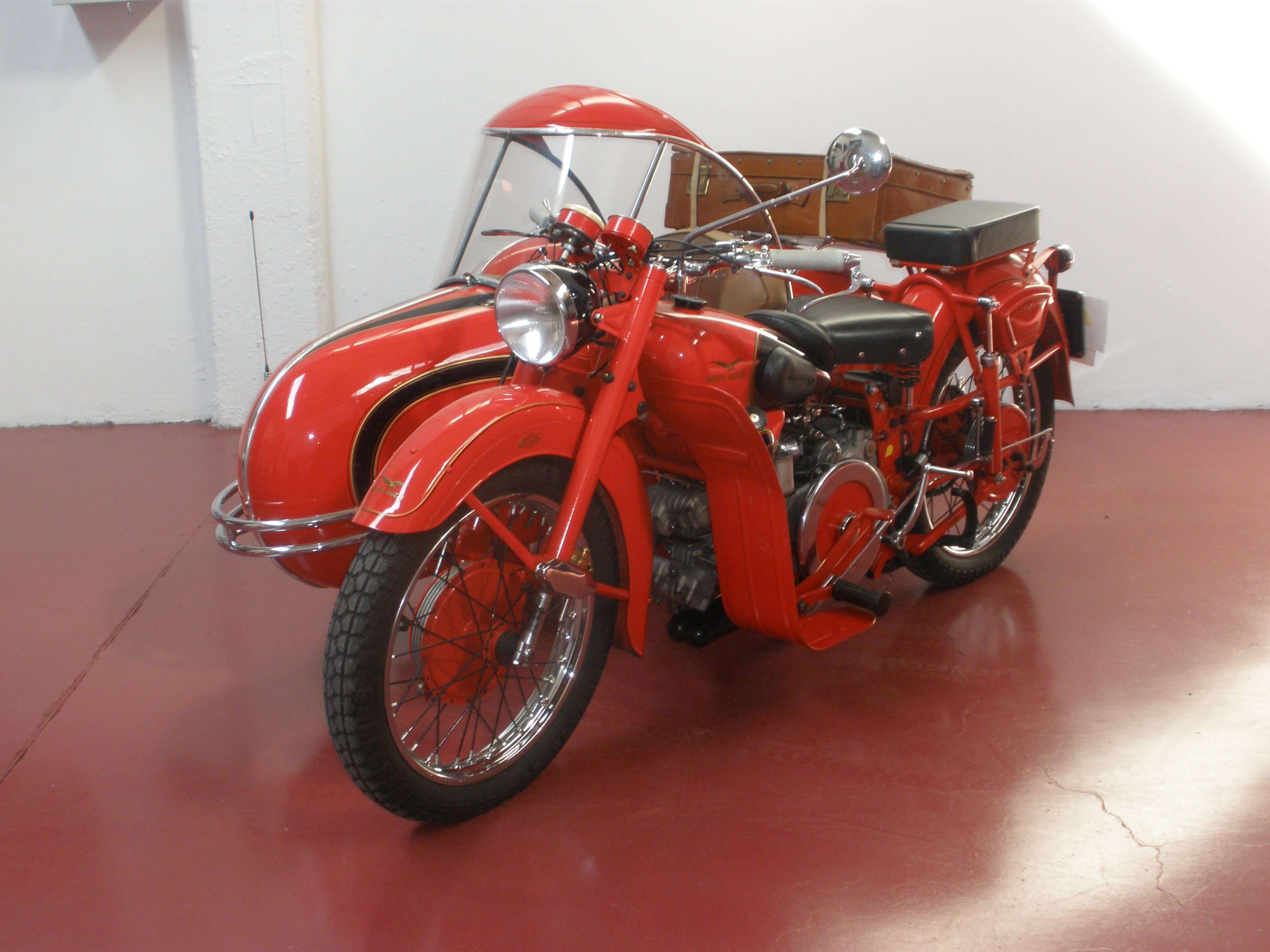 Moto Guzzi AstoreSydecar Longhi