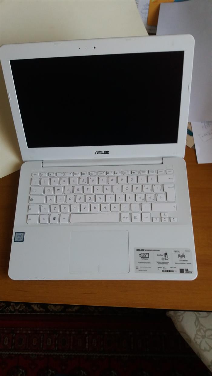 PORTATILE ASUS F302U