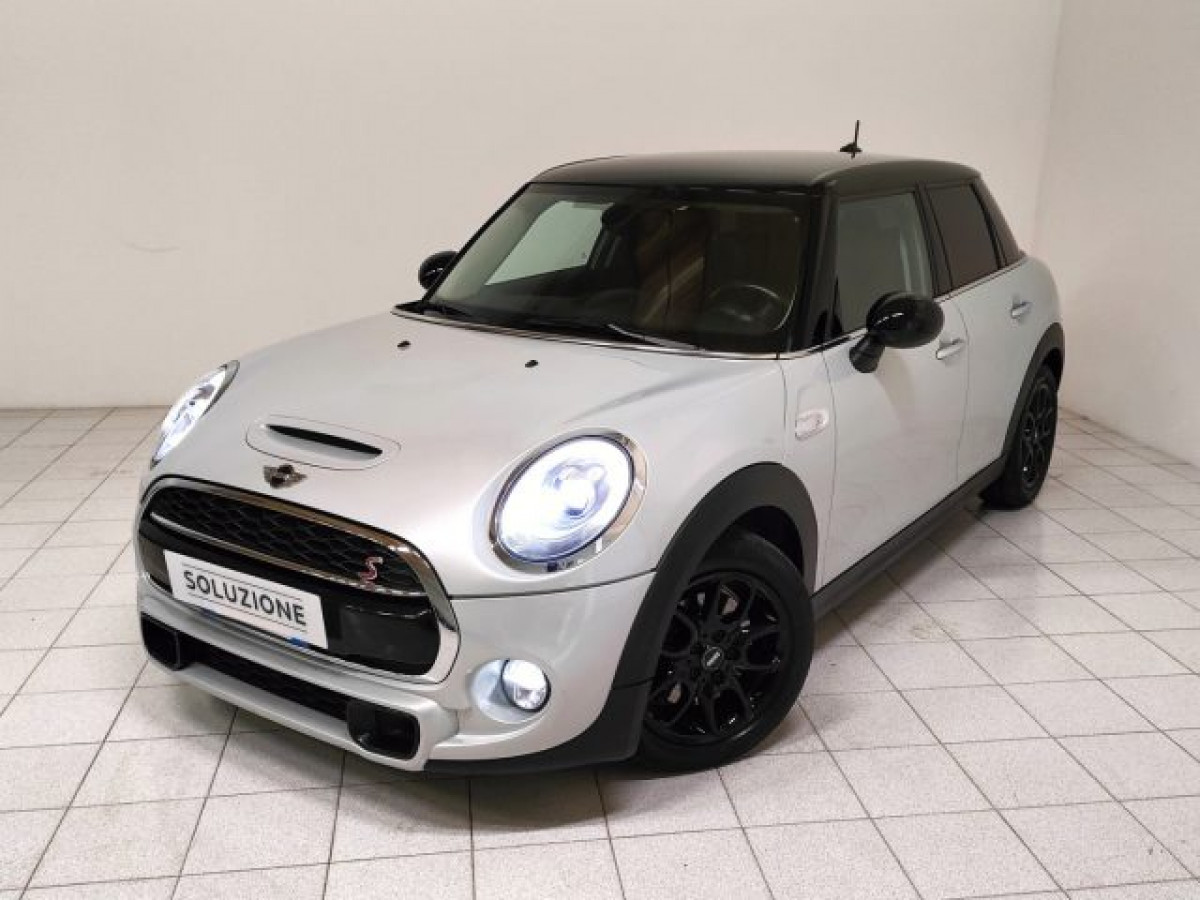 MINI Mini 5 porte (F55) Mini 2.0 Cooper SD Business 5 porte