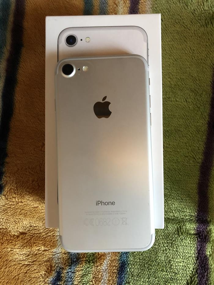 IPHONE 7 32 GB