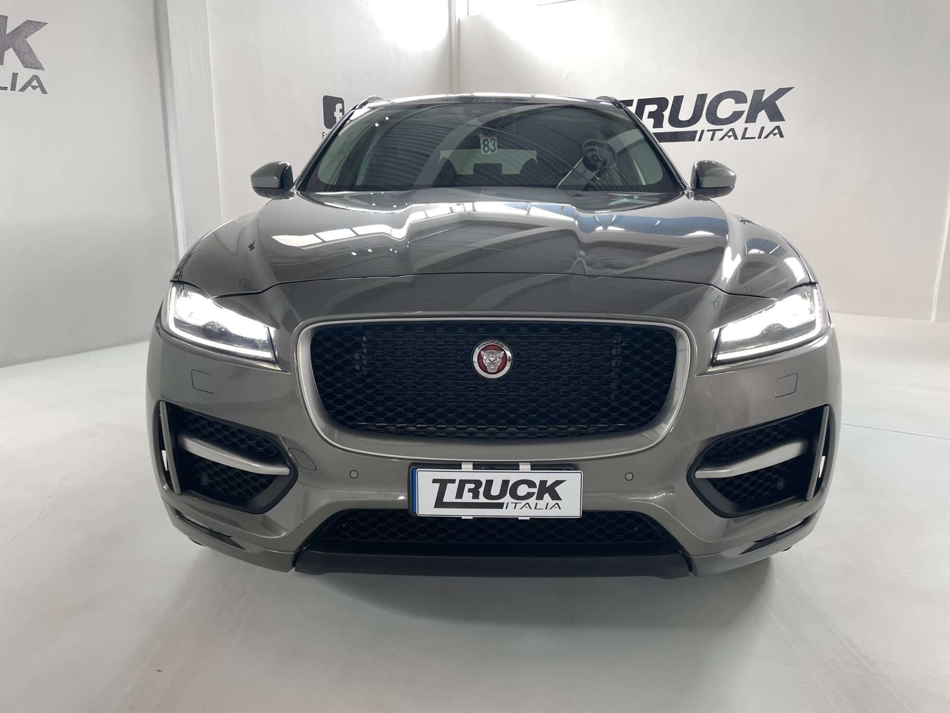 Jaguar F-PaceF-Pace 2.0d i4 R-Sport awd 180cv auto my20