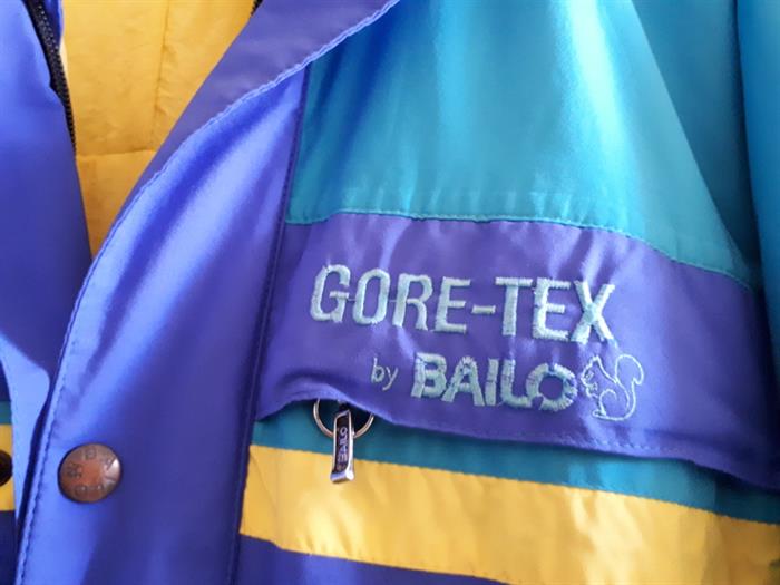 TUTA IN GORETEX